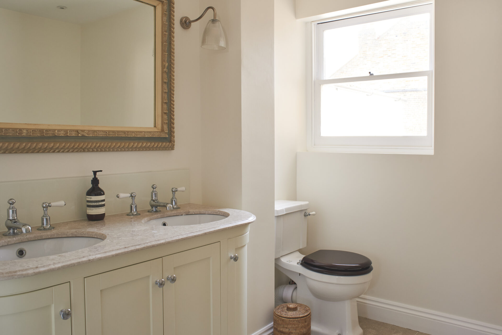 Lauren & Jase’s new bathroom glow up in Earlsfield | The Page